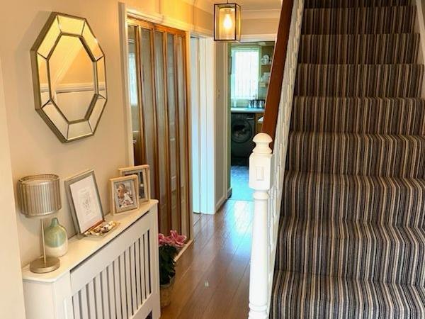 Badgers Way, Sturminster Newton, DT10 1DA – Luci Morgan Estate Agency